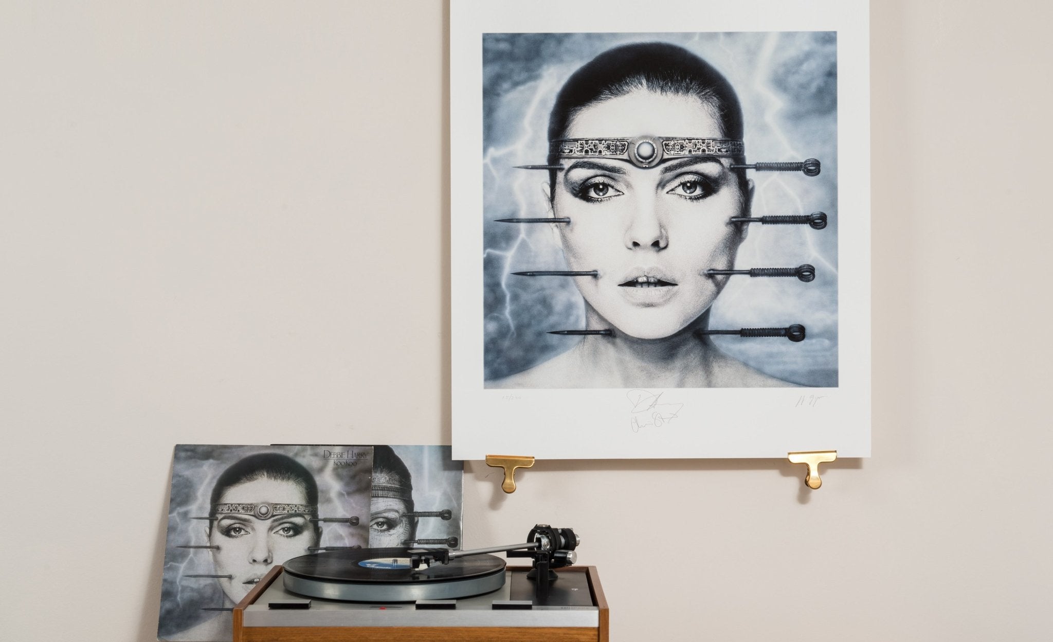 Debbie Harry Album Covers Lot Detail Debbie Harry Signed "Koo